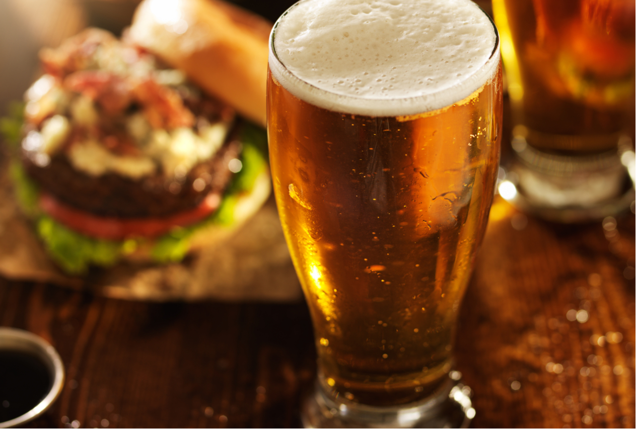 Bowling Snack Bar & Lounge | Fantasy Lanes Bowling Center in Indio, CA